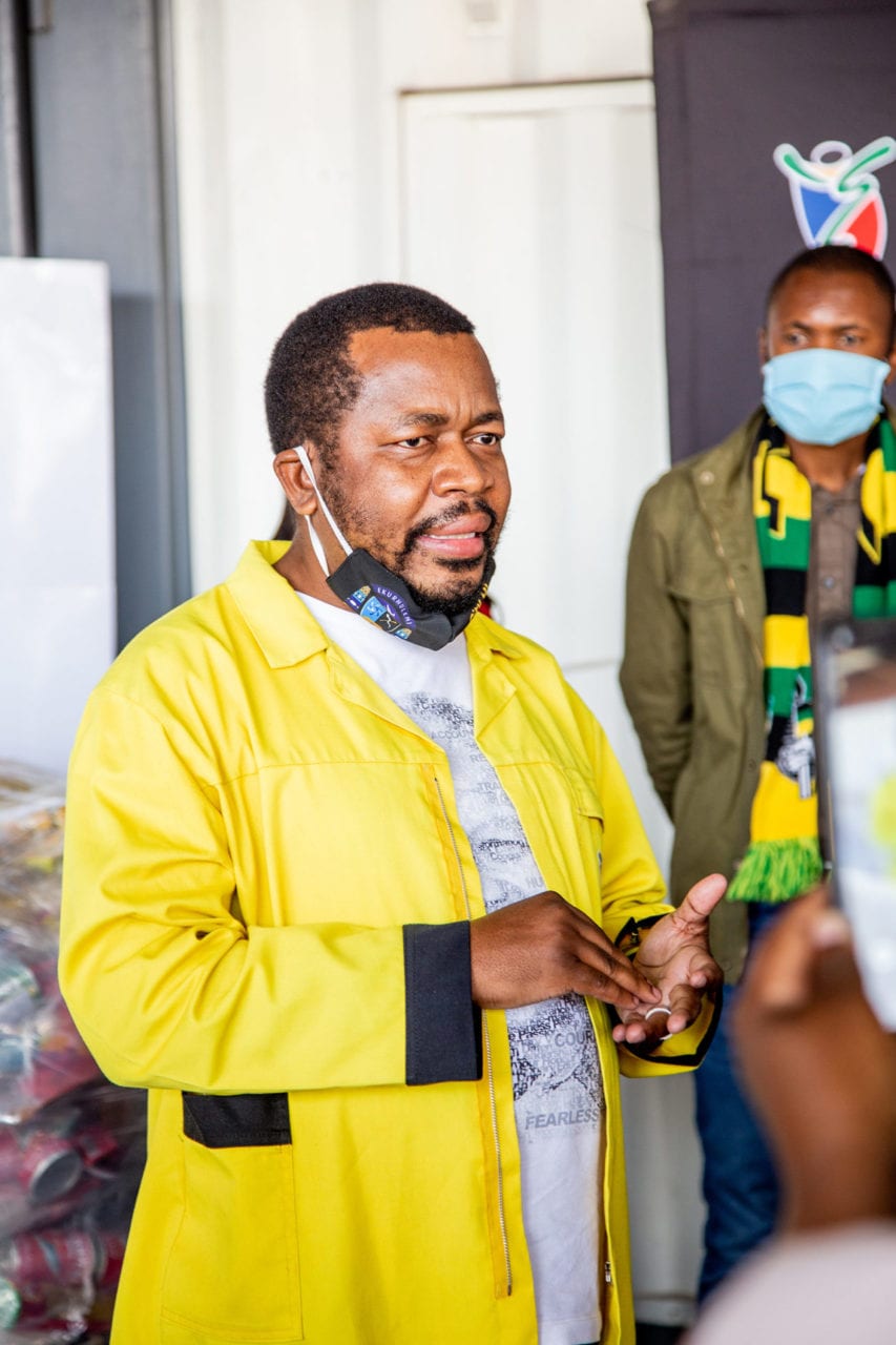 ANC Treasure General hands over foods parcel to Ekurhuleni Food Bank ...