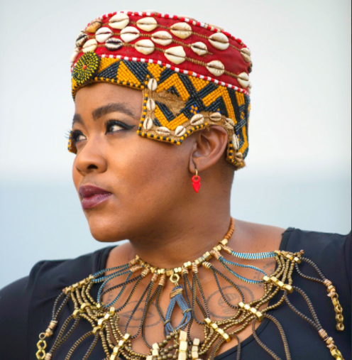 Thandiswa Mazwai gets standing ovation at Apollo Theatre in Harlem