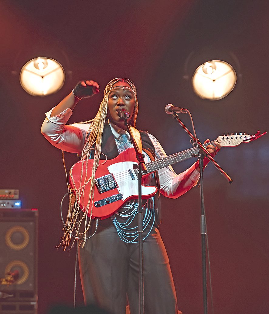 Msaki - Sunday World