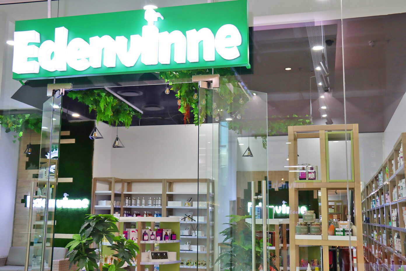 Black women taking the cosmetics industry to higher heights